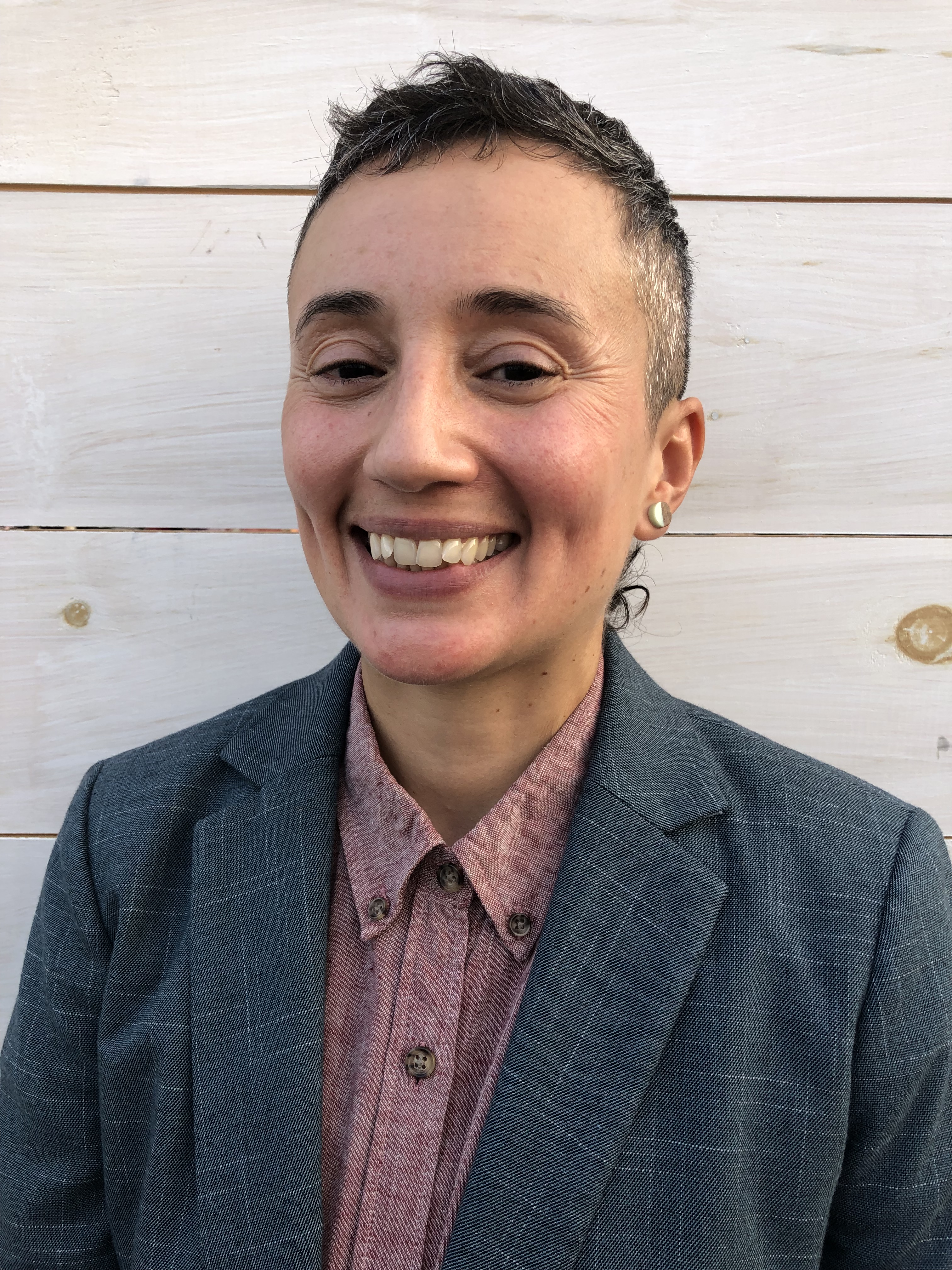 Celina De León – Writer/Editor/Publicist/Social Media Strategist